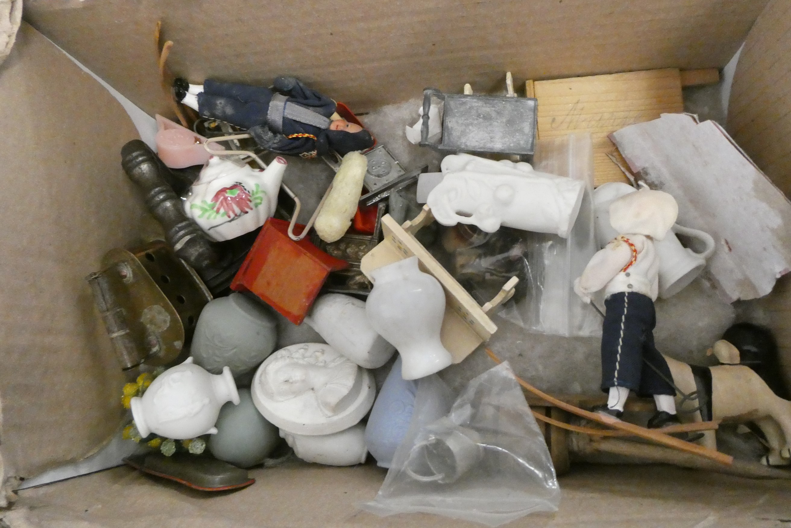 A box of doll's house accessories & furniture, including wood ceramic ...