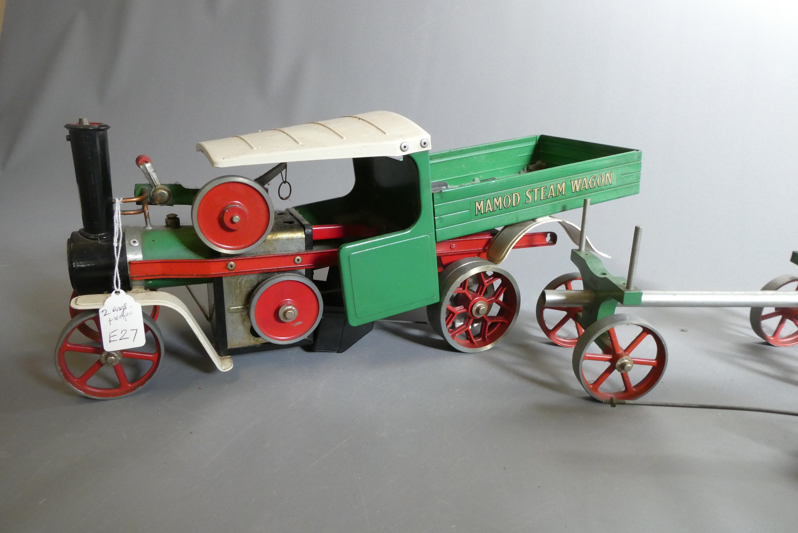 Mamod te1 traction engine with log trailer and mamod steam wagon sw1 ...