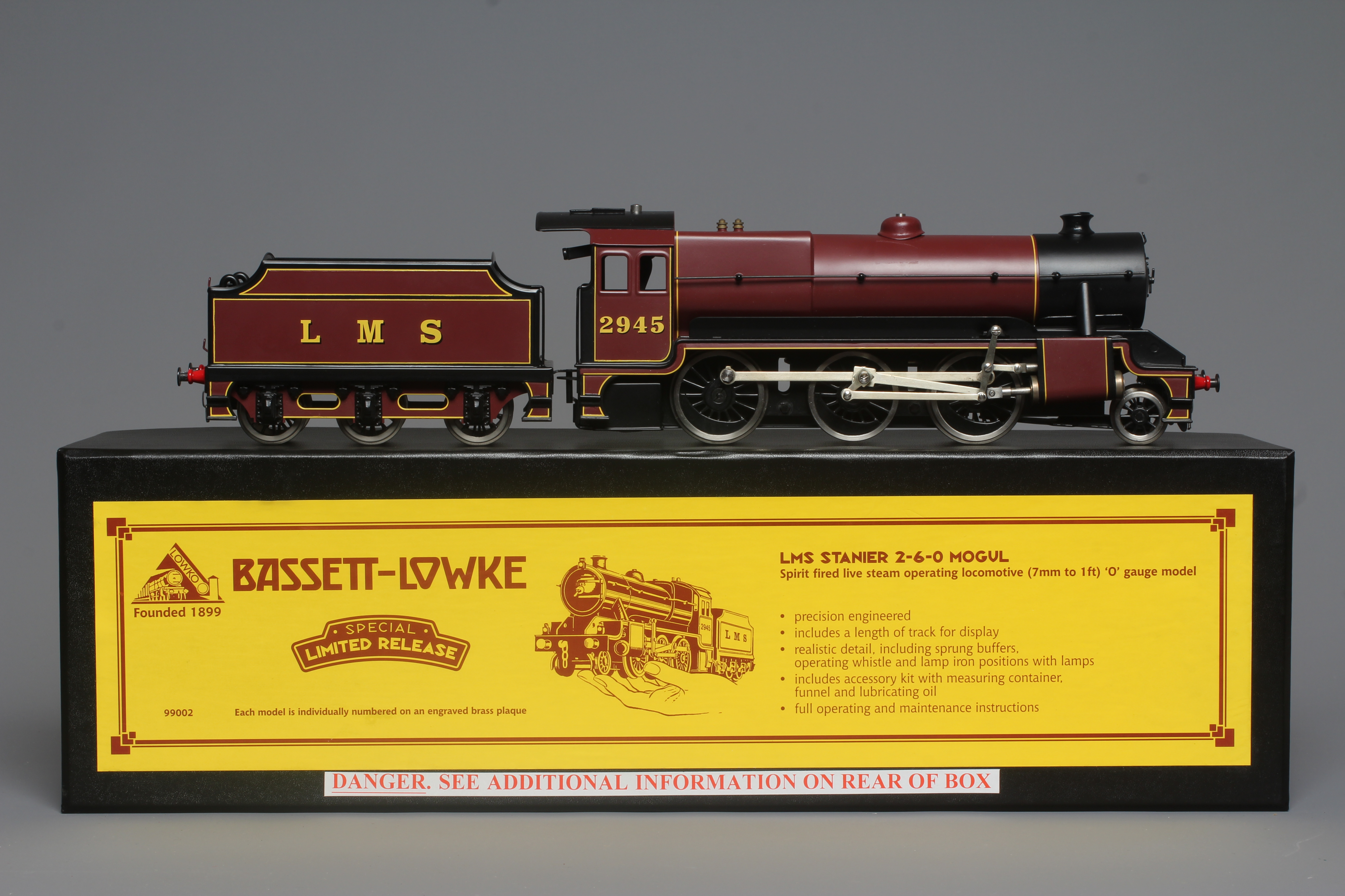 Corgi basset-lowke live steam 2-6-0 mogul locomotive and tender ...
