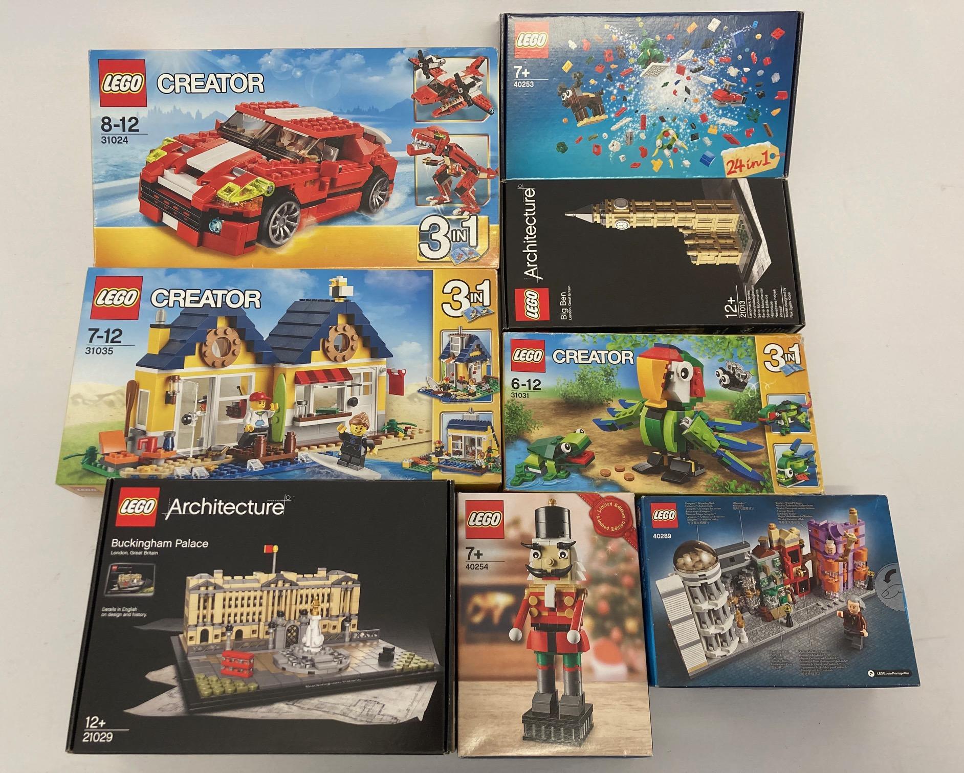 Eight late issue small lego sets including two london landmarks and 3 ...