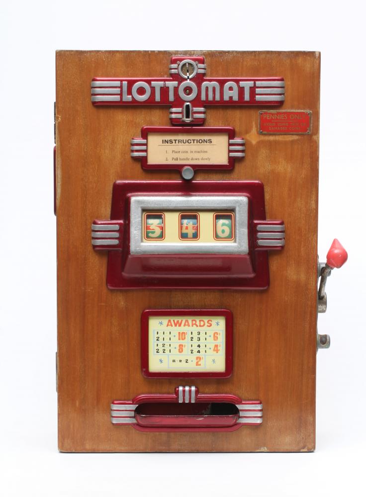 Lottomat penny slot machine, three barrel with awards, wooden case ...