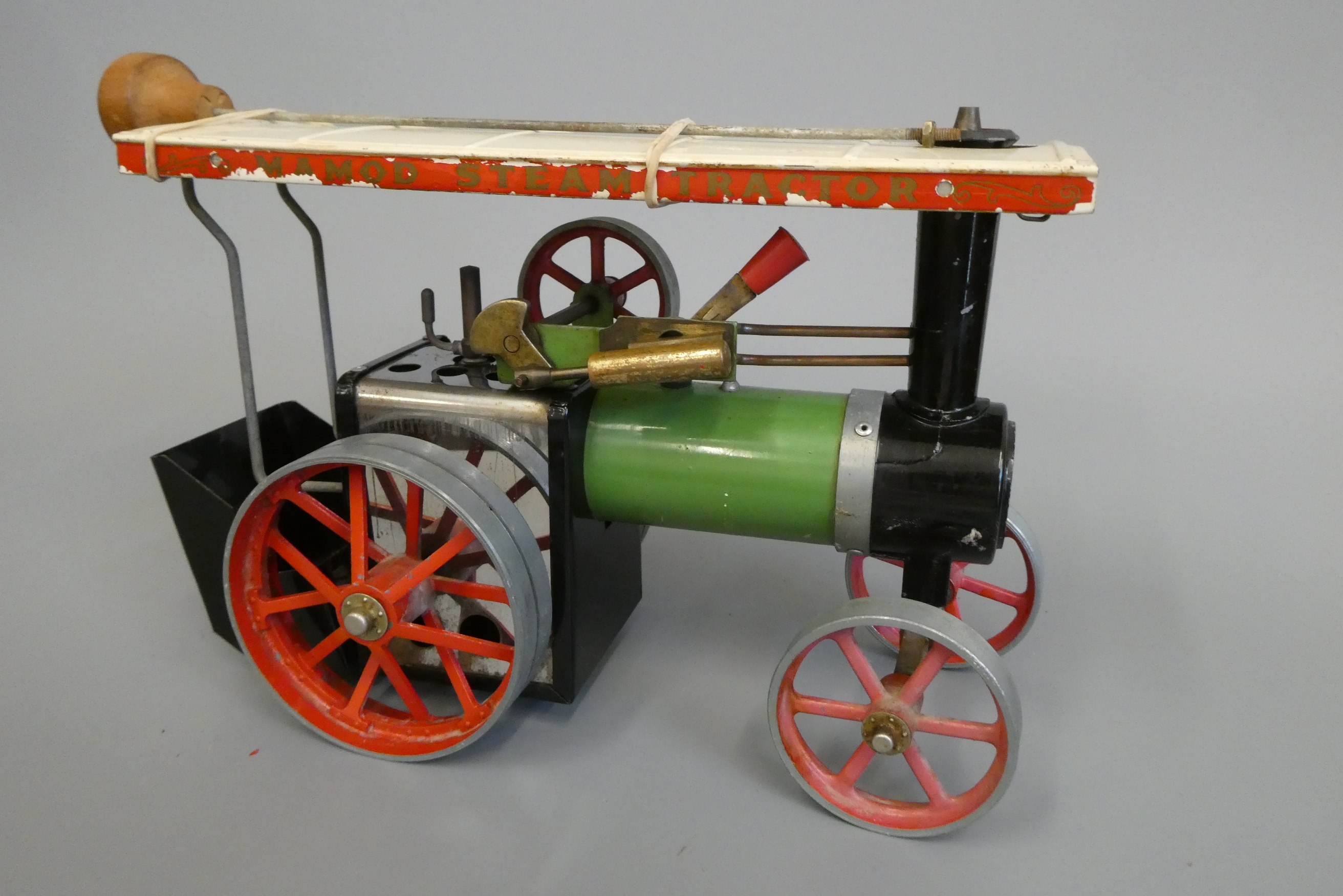 Mamod t.e.1a traction engine with spirit burner and steering rod, f-g ...