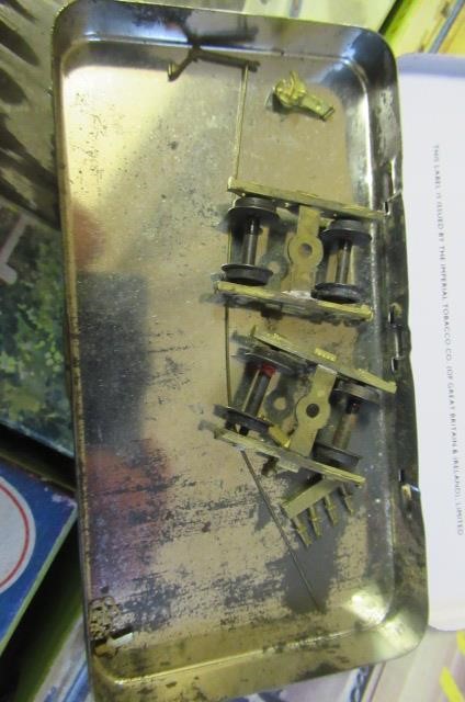 A collection of model railway kits including two wills fine cast ...