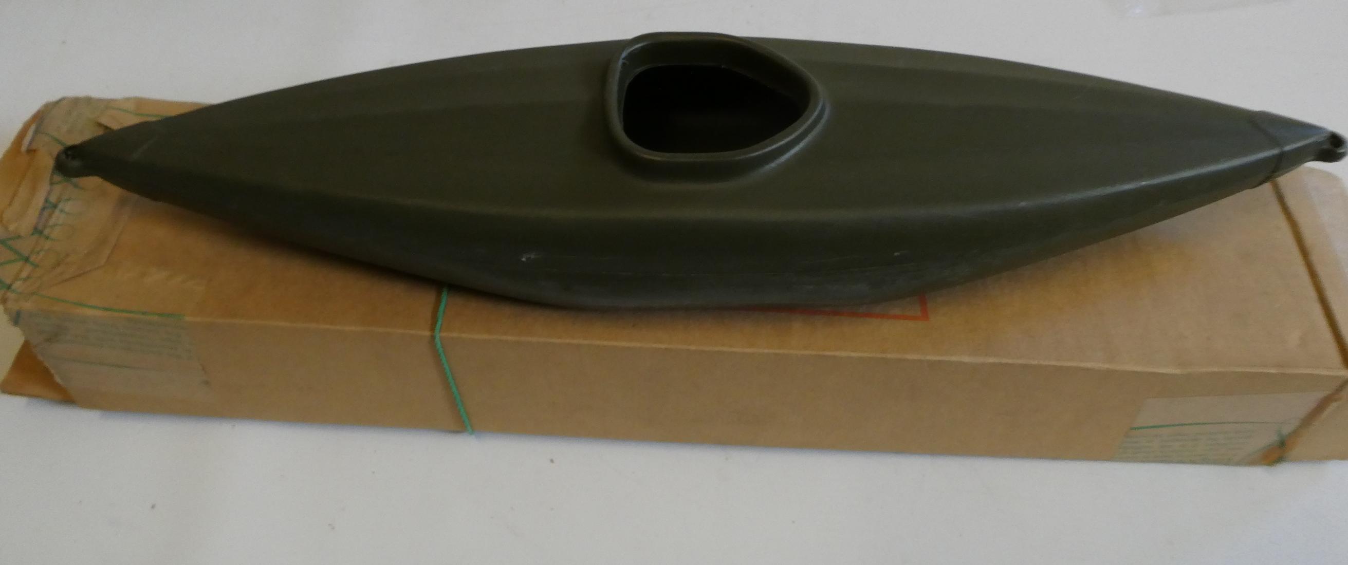 Cherilea toys action man sized kayak finished in dark green plastic ...