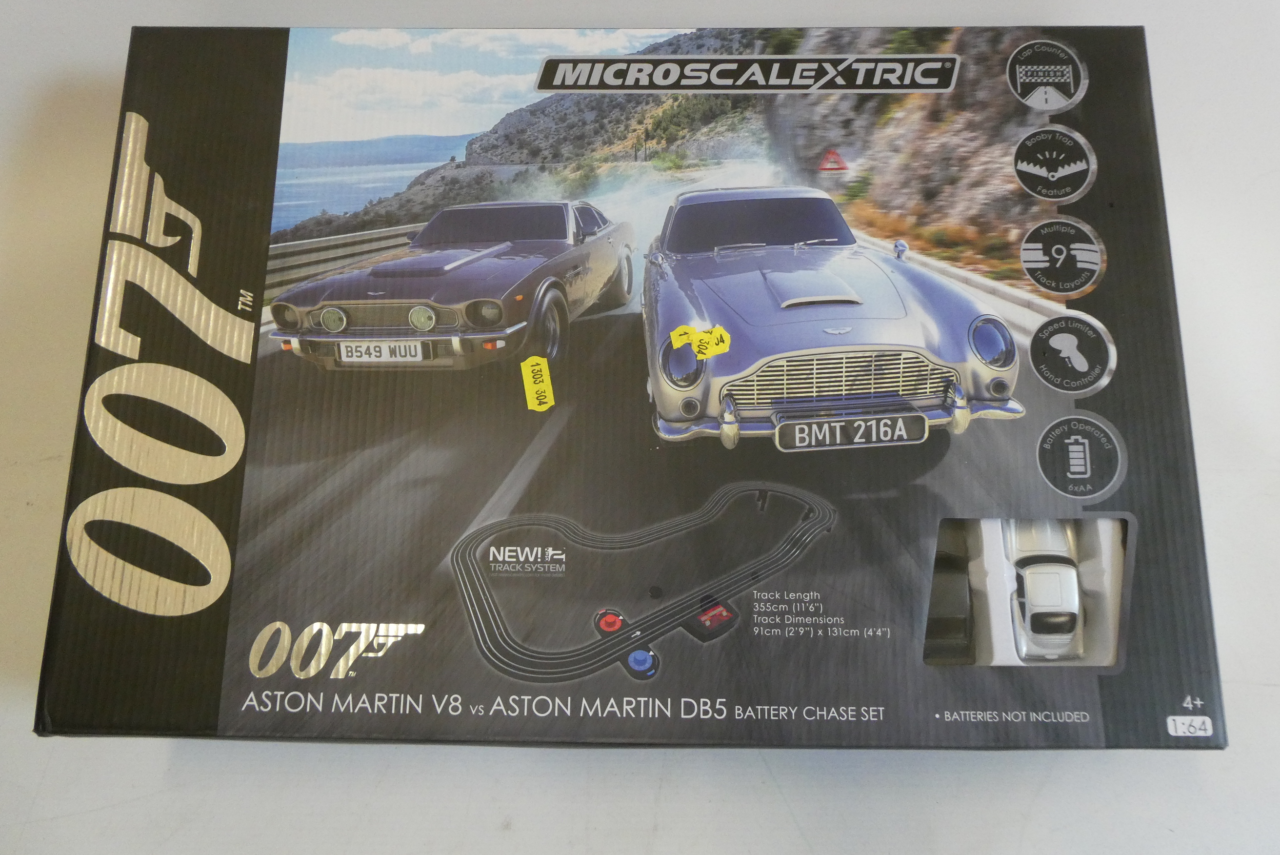 Micro scalextric james bond battery operated chase set, boxed ...