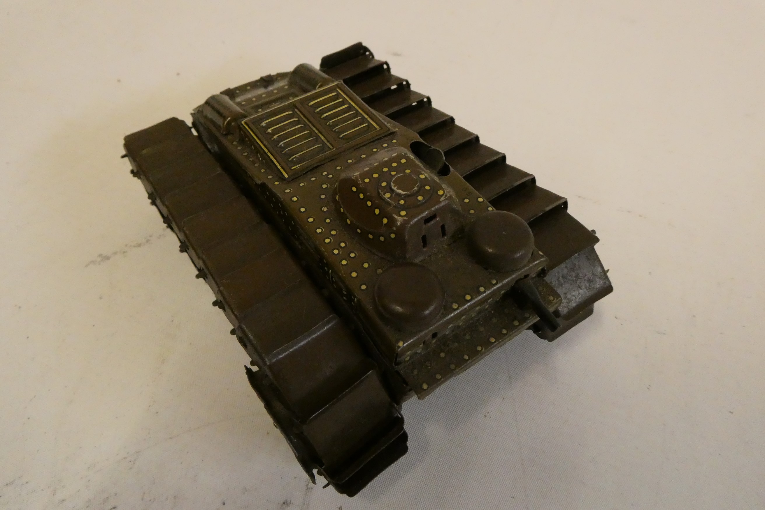 Clockwork japanese chai-hi tank, tin printed body with tin tracks, two ...
