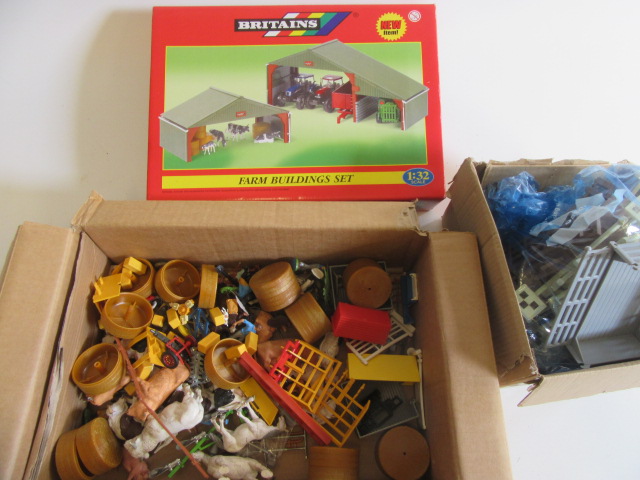 Britains farm buildings set | Hartleys Auctioneers & Valuers