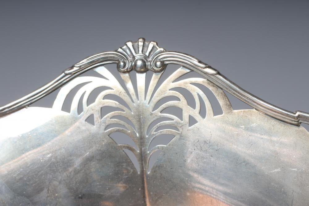 A george v silver centre bowl by adie brothers ltd. | Hartleys ...