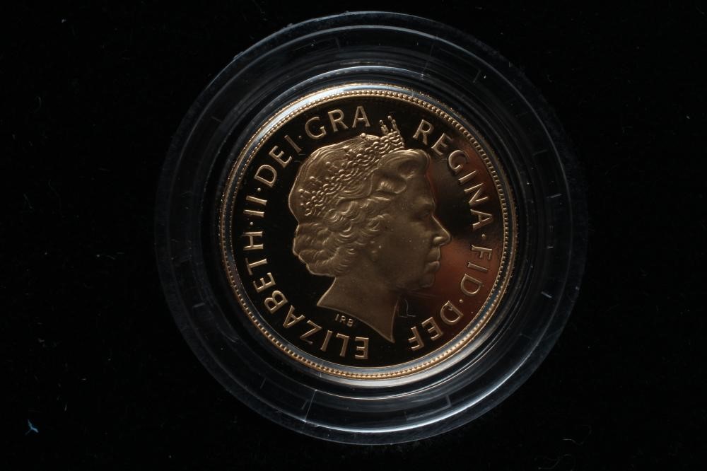 The 2002 uk gold proof three coin sovereign set | Hartleys Auctioneers ...