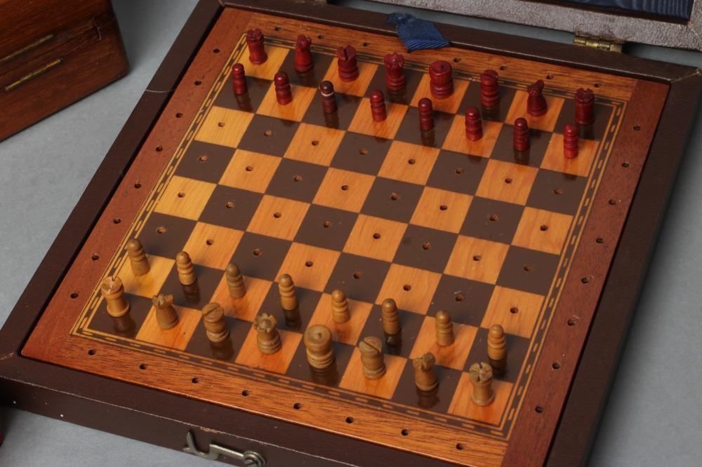 An edwardian jaques of london travelling chess set | Hartleys ...