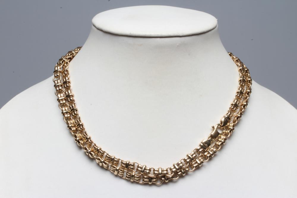 A fancy chain link necklace stamped 375, with ring clasp, 55.8g (est ...