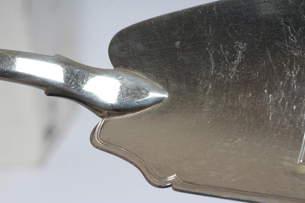 A late george iii silver fish slice | Hartleys Auctioneers & Valuers