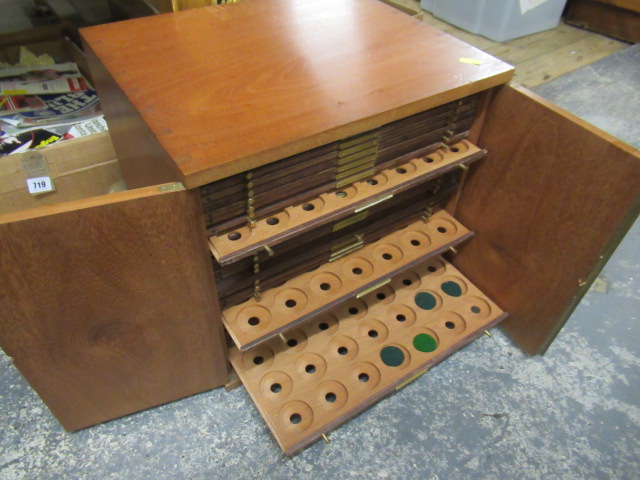 Multi drawer coin collectors cabinet | Hartleys Auctioneers & Valuers