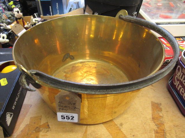 Brass jam pan | Hartleys Auctioneers & Valuers