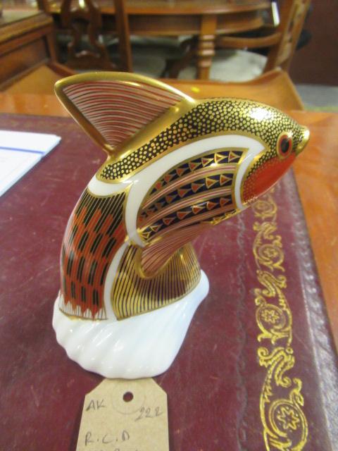 Royal crown derby tropical fish | Hartleys Auctioneers & Valuers