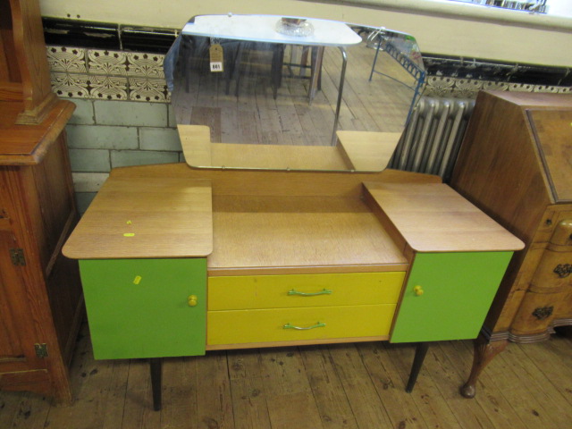 Lebus dressing table with mirror | Hartleys Auctioneers & Valuers