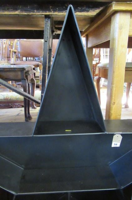 Metal star shelf unit | Hartleys Auctioneers & Valuers