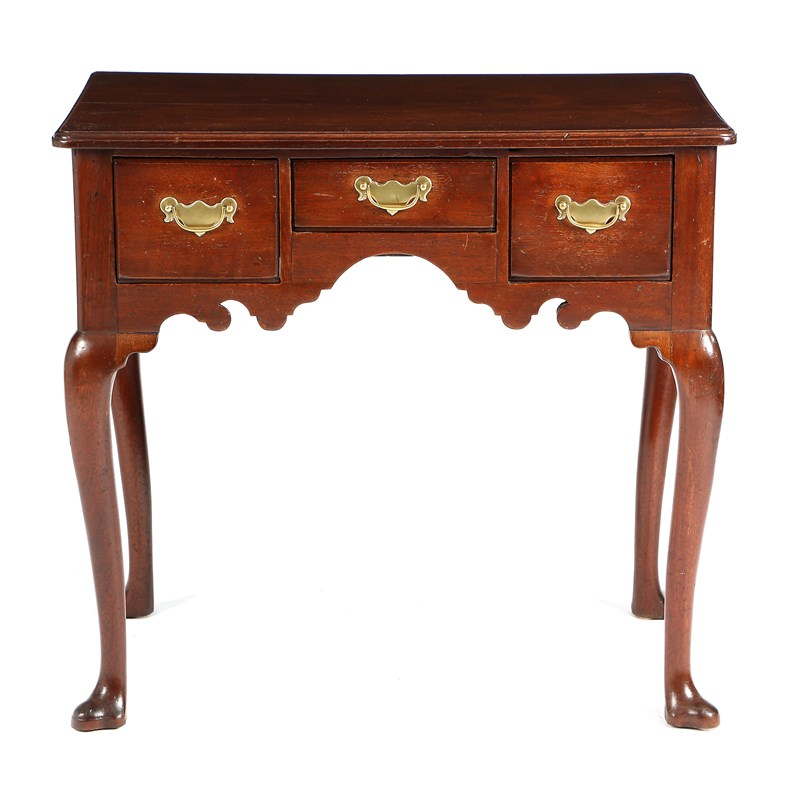 A george ii virginian walnut lowboy | Woolley and Wallis