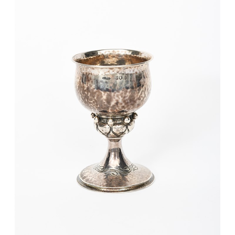 A ramsden & carr silver beaker by omar ramsden and alwyn carr, knopped ...