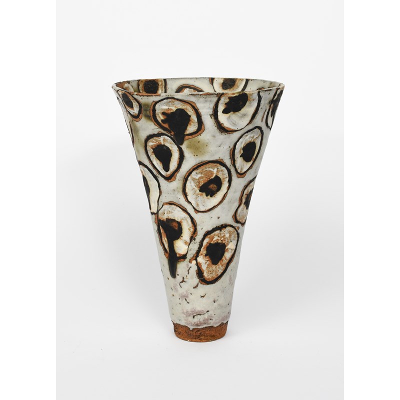 Φ robin welch | Woolley and Wallis