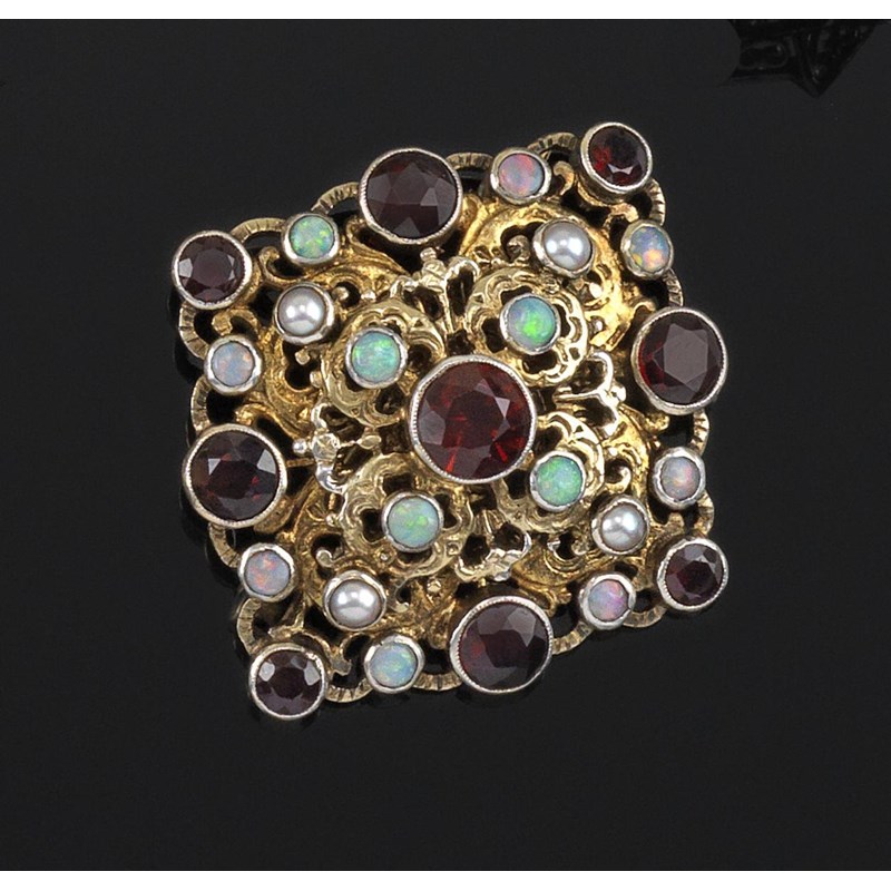 Sybil dunlop | Woolley and Wallis