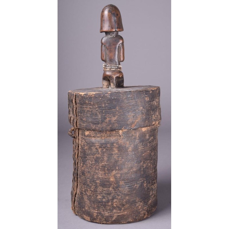 A fang tobacco box and cover | Woolley and Wallis