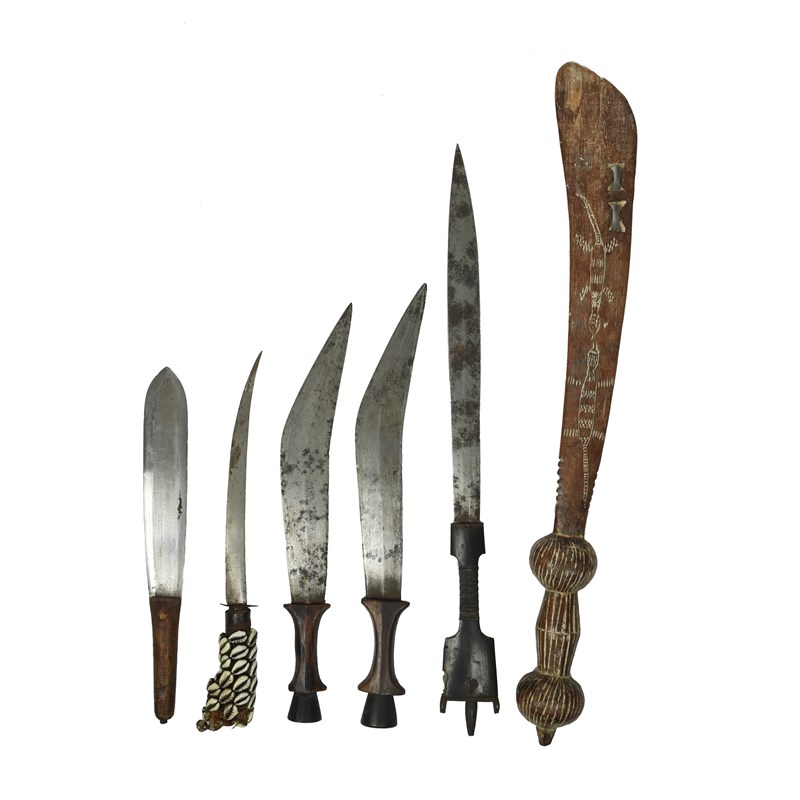 An ashanti wood sword | Woolley and Wallis